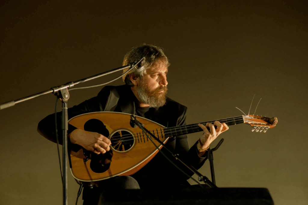 Giorgis Manolakis- Cretan tradition meets improvisation