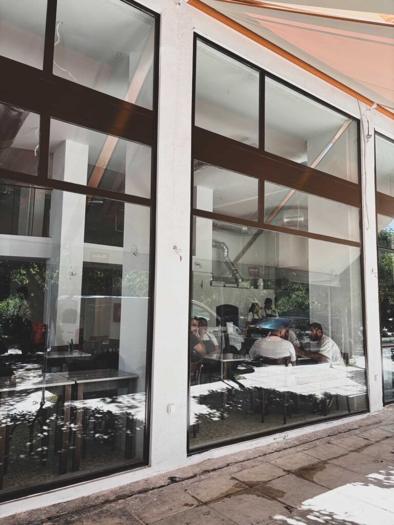 Plyta: Four Chefs redefine the neighborhood Café